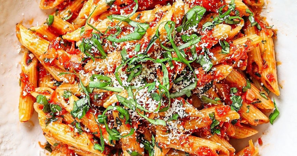 16 Easy Pasta Recipes For Effortless Weeknight Dinners - Foodie Haven