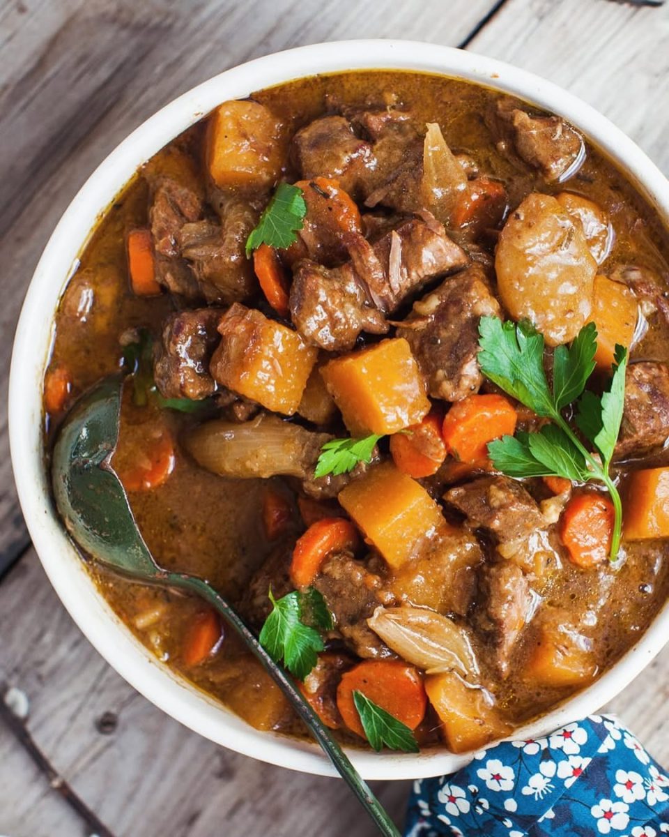 14 Delicious One-Pot Meals That Practically Cook Themselves - Foodie Haven