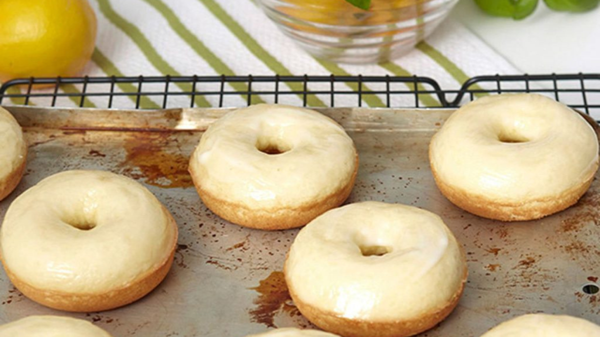 10 Surprisingly Rare Donut Flavors You’ll Crave Instantly - Foodie Haven