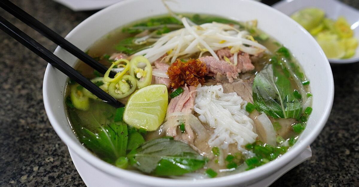 20 Most Delicious Soups From Cookbooks Around The World - Foodie Haven