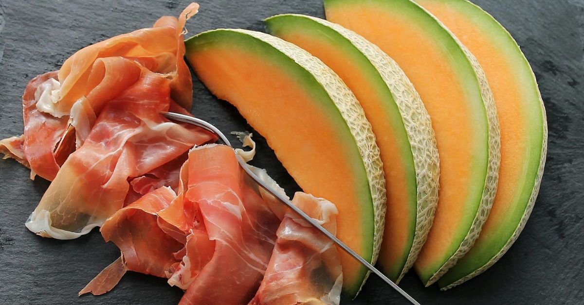 10 Unlikely Food Pairings That Will Surprise Your Taste Buds - Foodie Haven