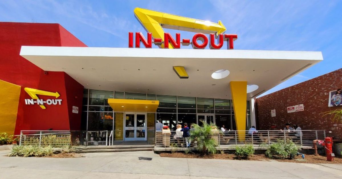 20 American Fast Food Chains That Keep Their Flavors Local - Foodie Haven
