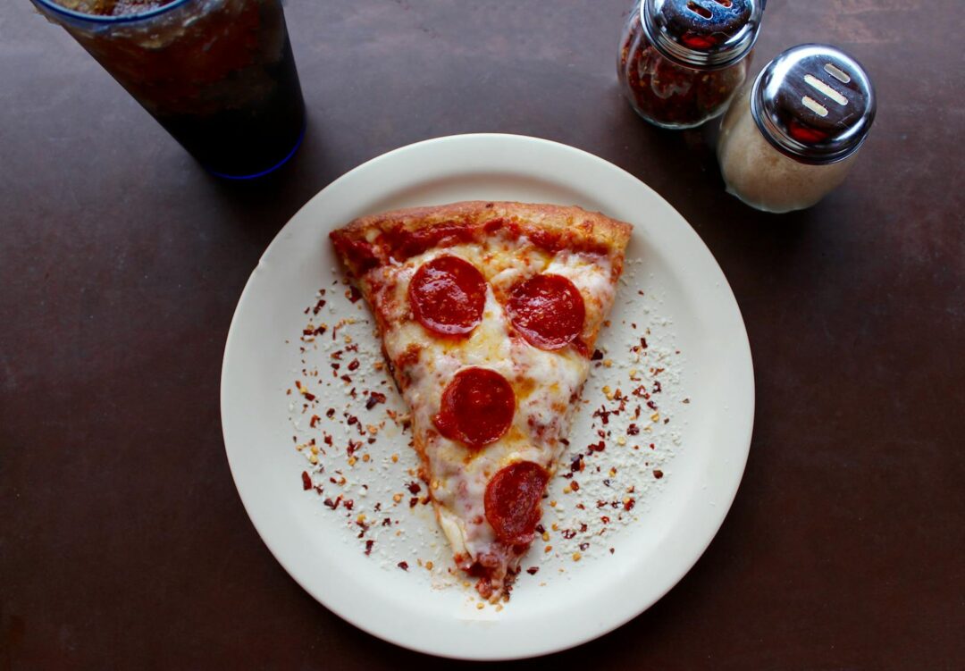 15 New York Foods Everyone Should Taste Once – Foodie Haven