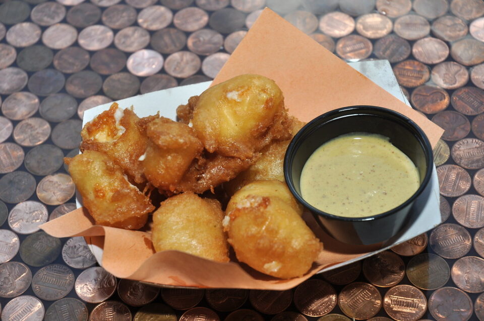 15 Must-Try Meals Across the U.S. - Foodie Haven