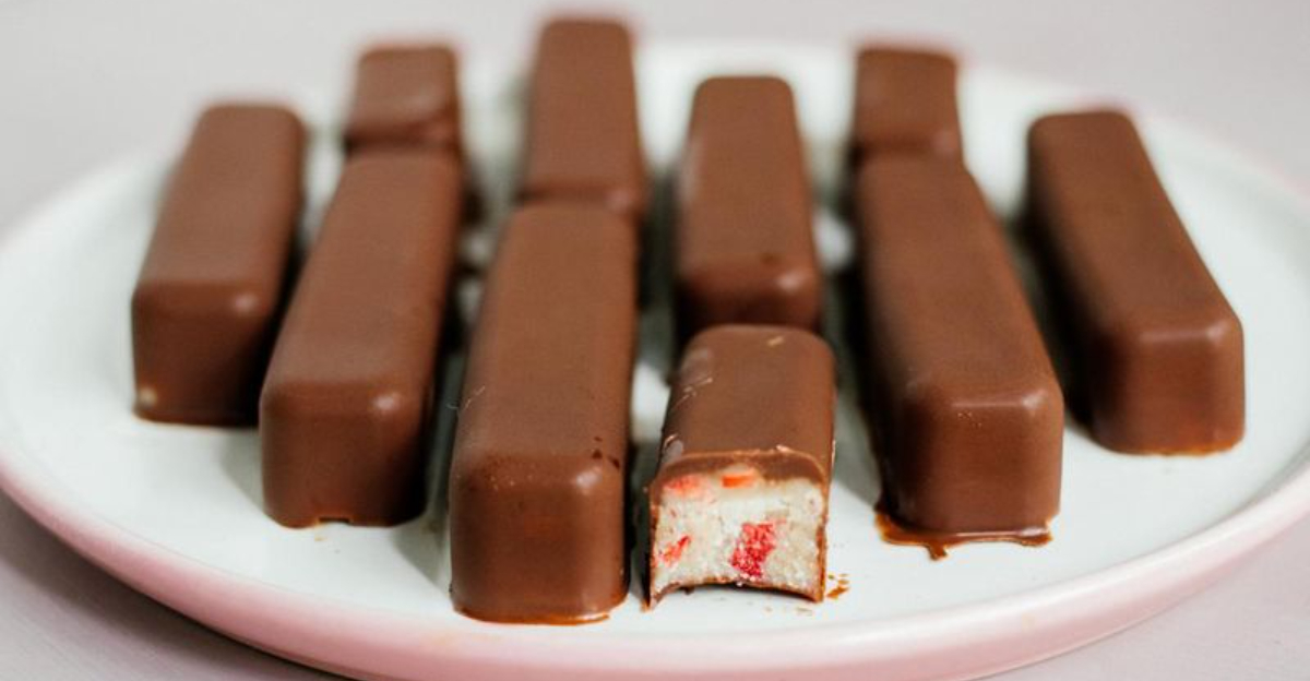 15 Retro Candies That Flopped And Deserve to Stay in the Past - Foodie ...