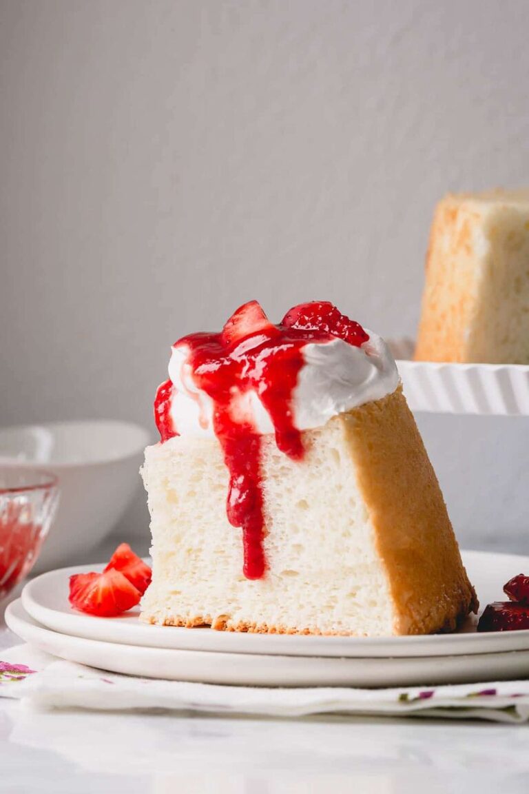 11 Types of Cake Everyone Should Know - Foodie Haven