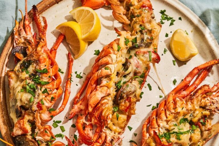11 Must-Try Lobster Dishes for True Fans of the Sea - Foodie Haven