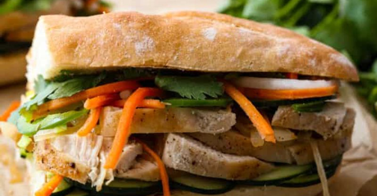 How These 10 Chicken Sandwiches Stack Up (And Which One Reigns Supreme ...