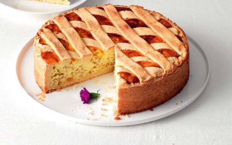 18 Iconic Italian Desserts Everyone Should Taste at Least Once - Foodie ...