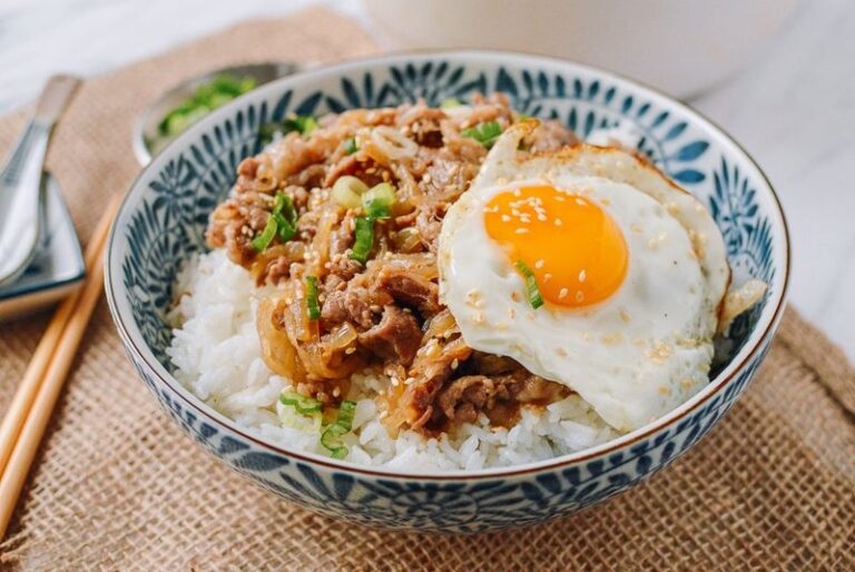 14 Essential Japanese Beef Dishes (and 3 You’ll Never Forget) - Foodie ...