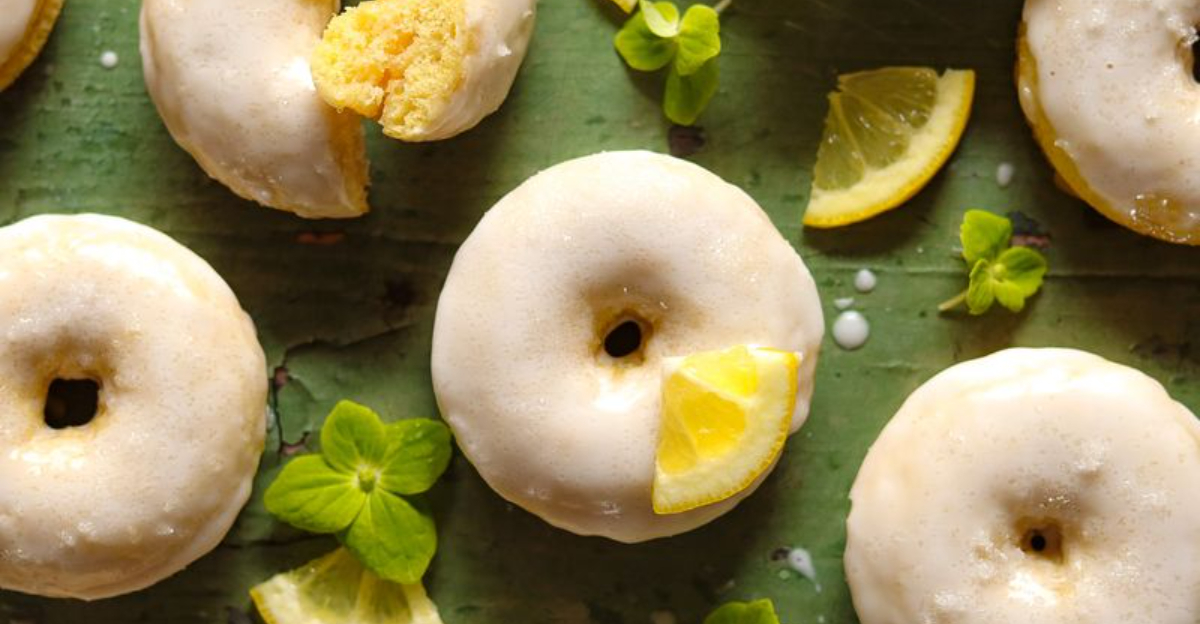 The 15 Best Old-School Sugar Donuts—Crispy Outside, Fluffy Inside ...