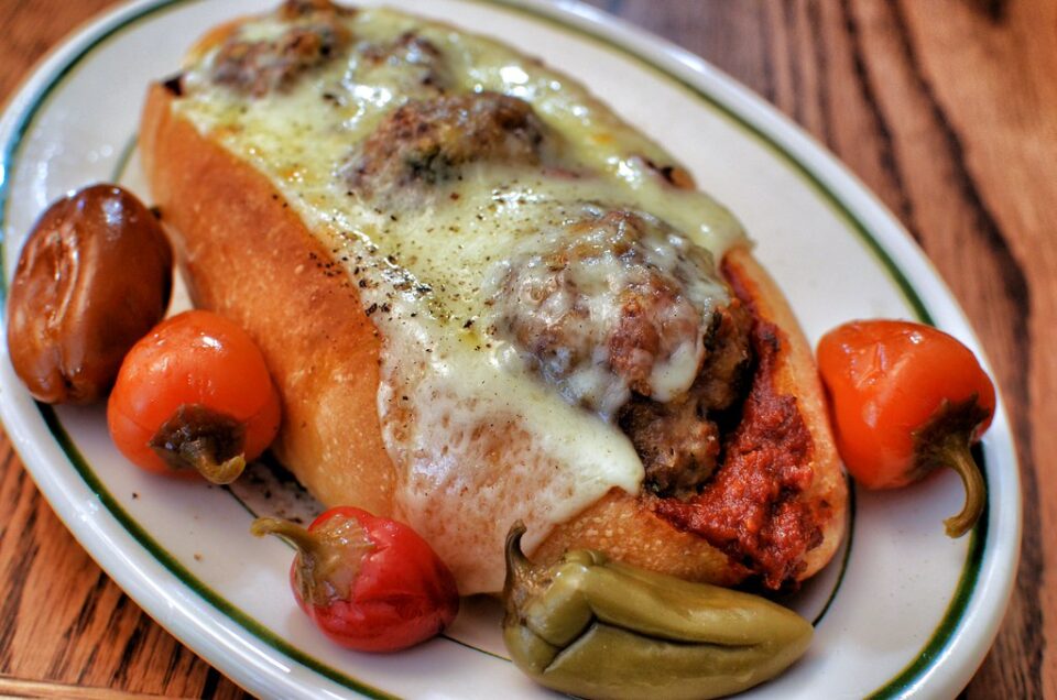 15 Meals You Can Make With Just a Microwave - Foodie Haven