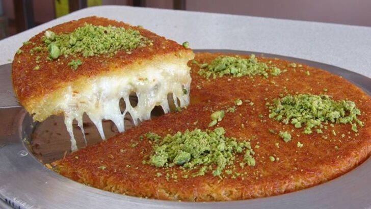 13 Traditional Turkish Desserts Everyone Should Try at Least Once ...