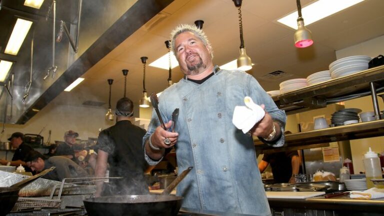 The Top Diners, Drive-Ins & Dives Spot in Every State - Foodie Haven
