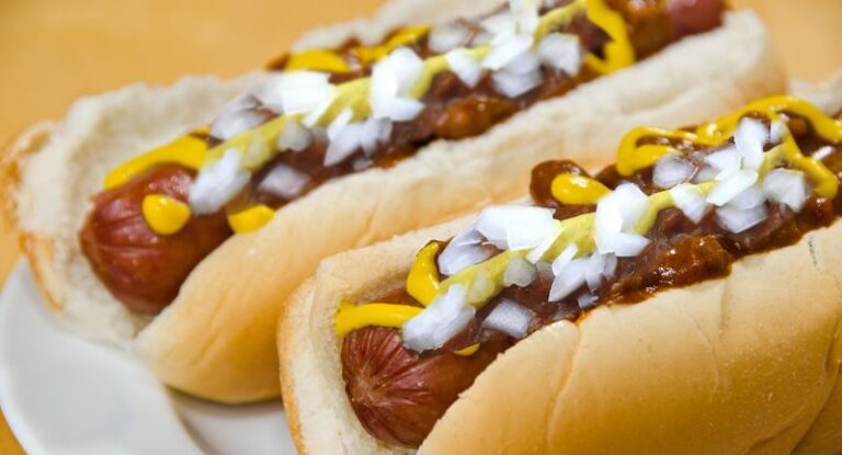 20 Regional Hot Dogs, Ranked From Meh to Mouthwatering - Foodie Haven