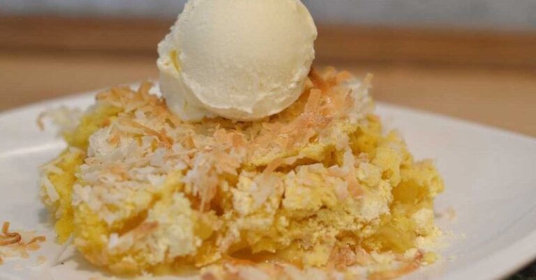 The 10 Most Crowd-Pleasing Dump Cakes for Summer Celebrations - Foodie ...