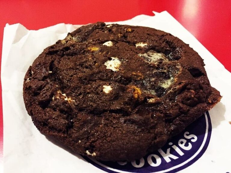 How to Pick the Best Insomnia Cookie- All 20 Flavors Ranked - Foodie Haven